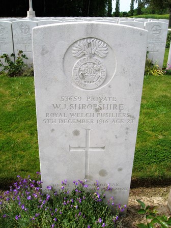 Llanfechain War Memorial – WWWMP