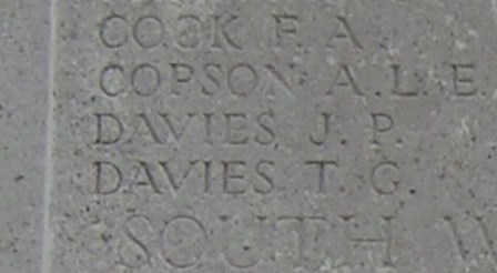 Llangyniew War Memorial - WW1.Wales