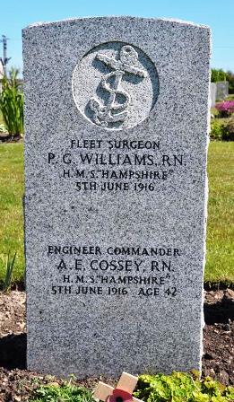 Abercamlais War Memorial (Garnons Williams family) - WW1.Wales