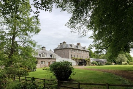 Abercamlais War Memorial (Garnons Williams family) – WWWMP.Wales